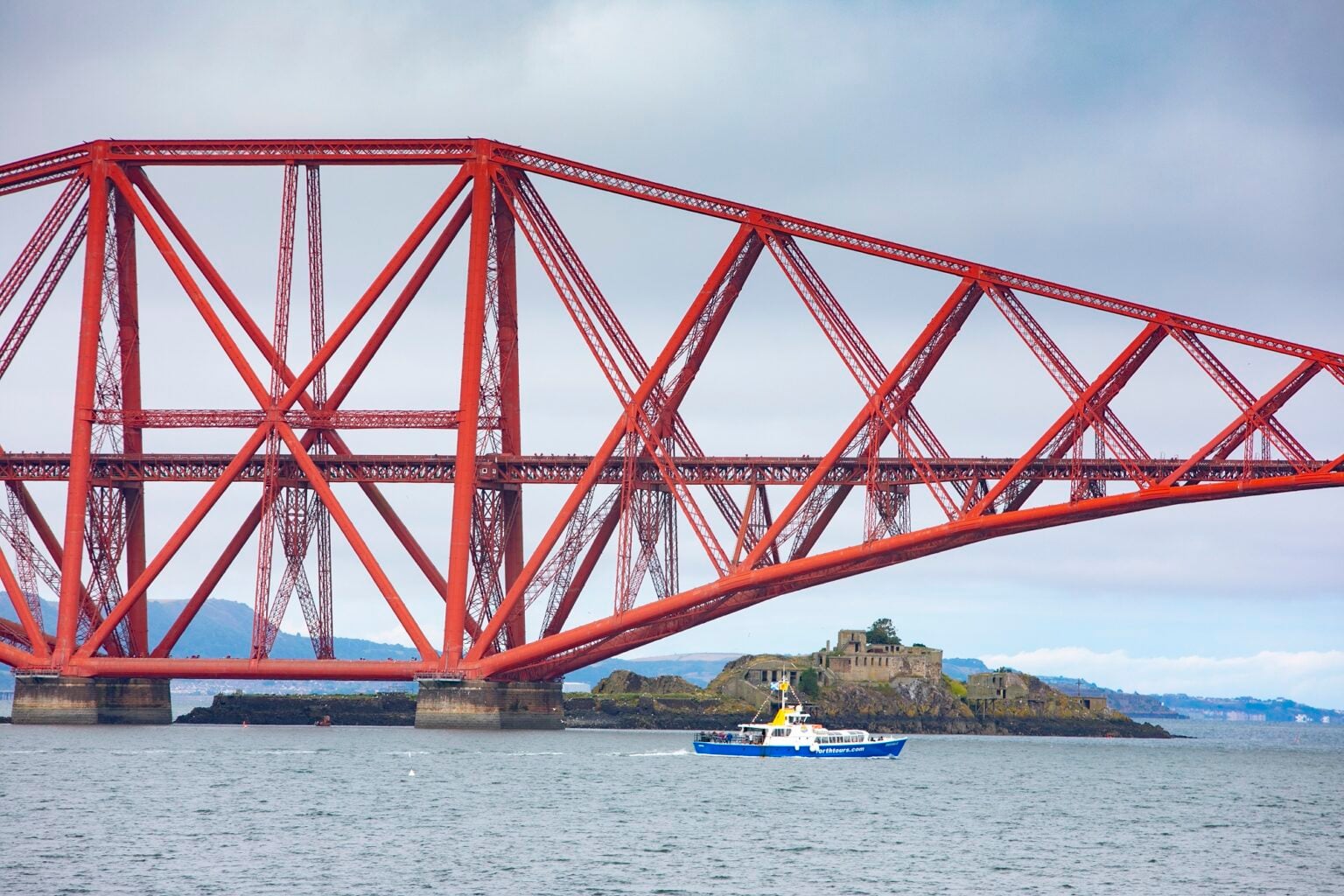 Explore The Forth Bridges - Forever Edinburgh