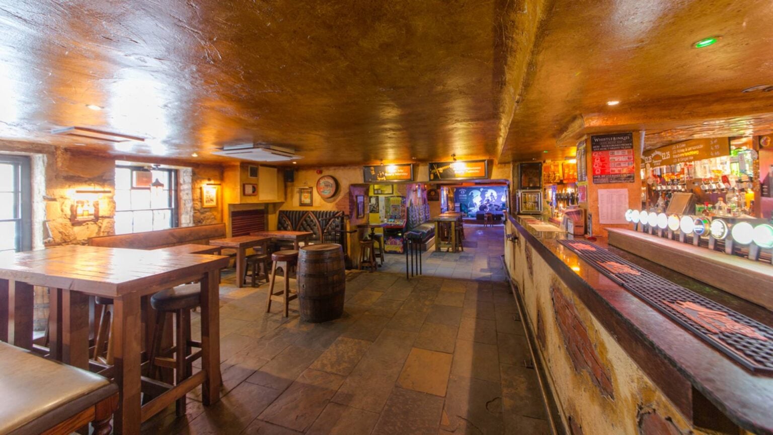 Whistle Binkies - Forever Edinburgh