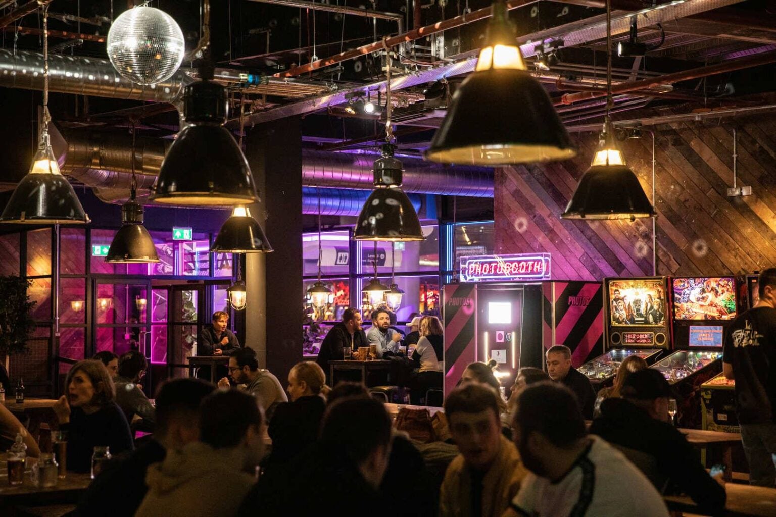 Edinburgh bars to watch live rugby matches in - Forever Edinburgh