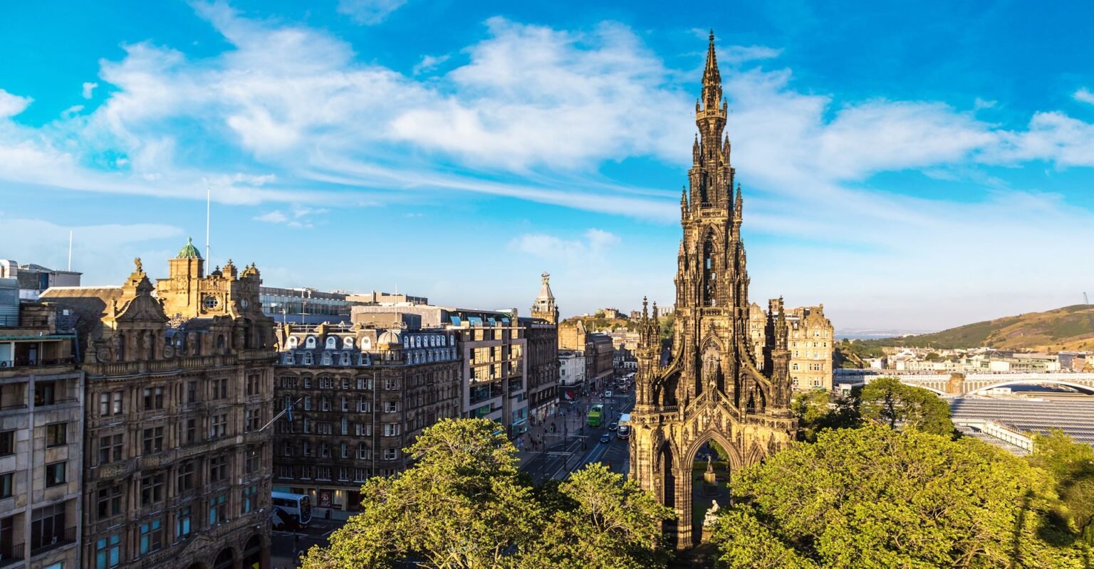 The Official Guide to Edinburgh - Forever Edinburgh The Official Guide to Edinburgh - Forever Edinburgh