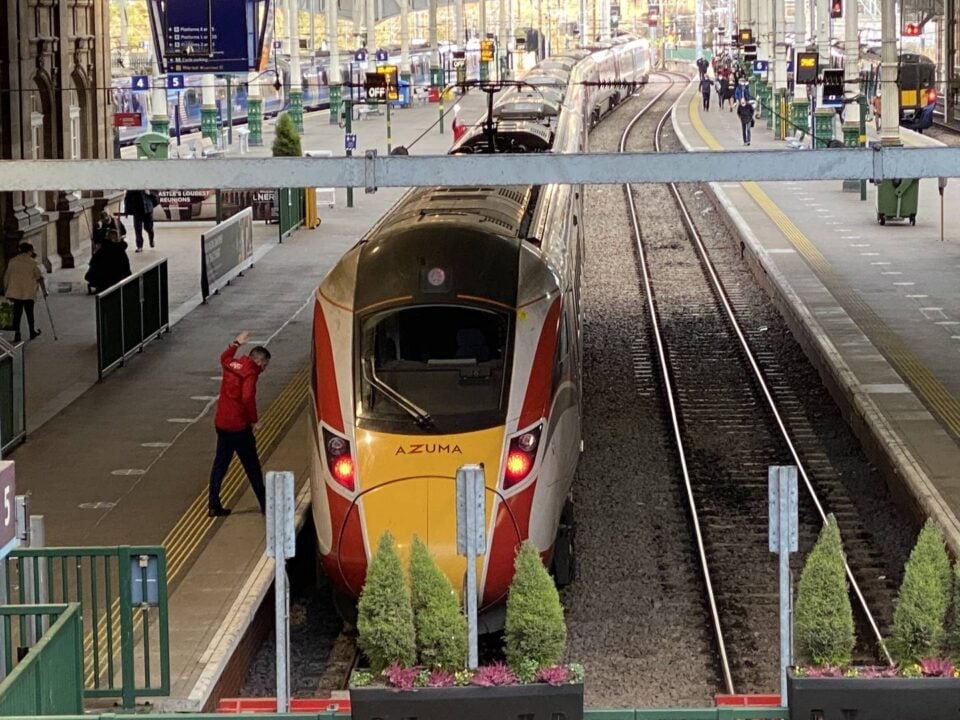 Edinburgh Waverley Train Station - Forever Edinburgh